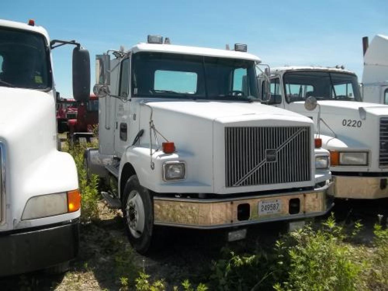 Used 1996 VOLVO WG For Sale in Caledonia, NY 14423 - Grape 4.9